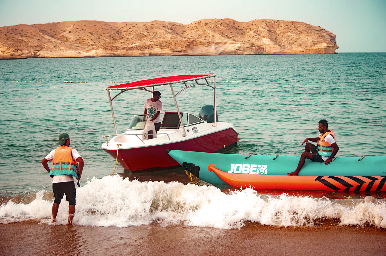 Banana Boat Ride – qtours