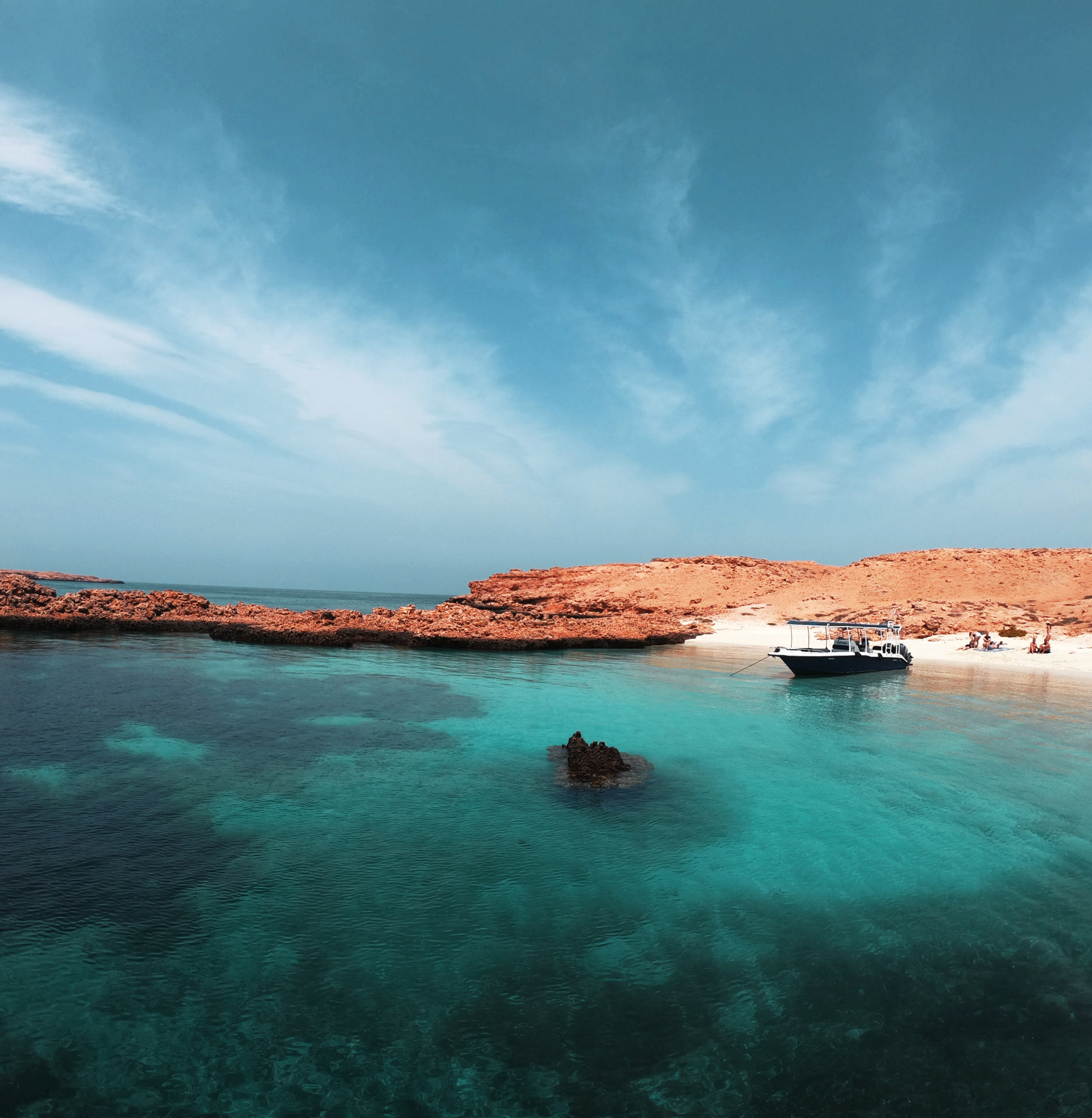 The Jewel of Muscat Sea, Daymaniyat Islands Experience – qtours